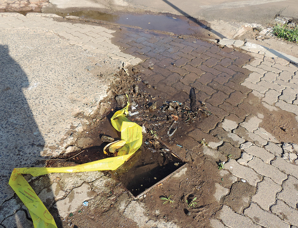 Waterlekke lê sakelui lam | Die Pos